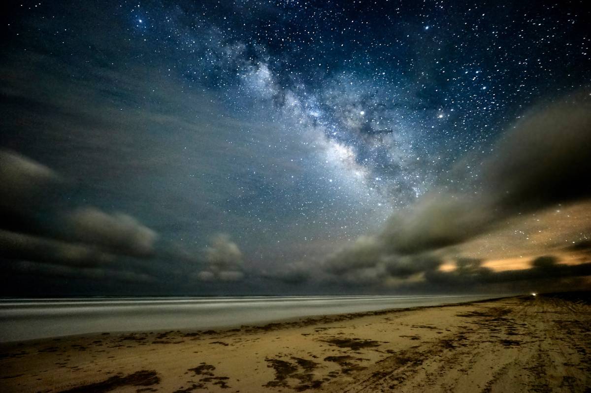 Words that Reconnect: “Hieroglyphic Stairway”, a poem by Drew Dellinger ...